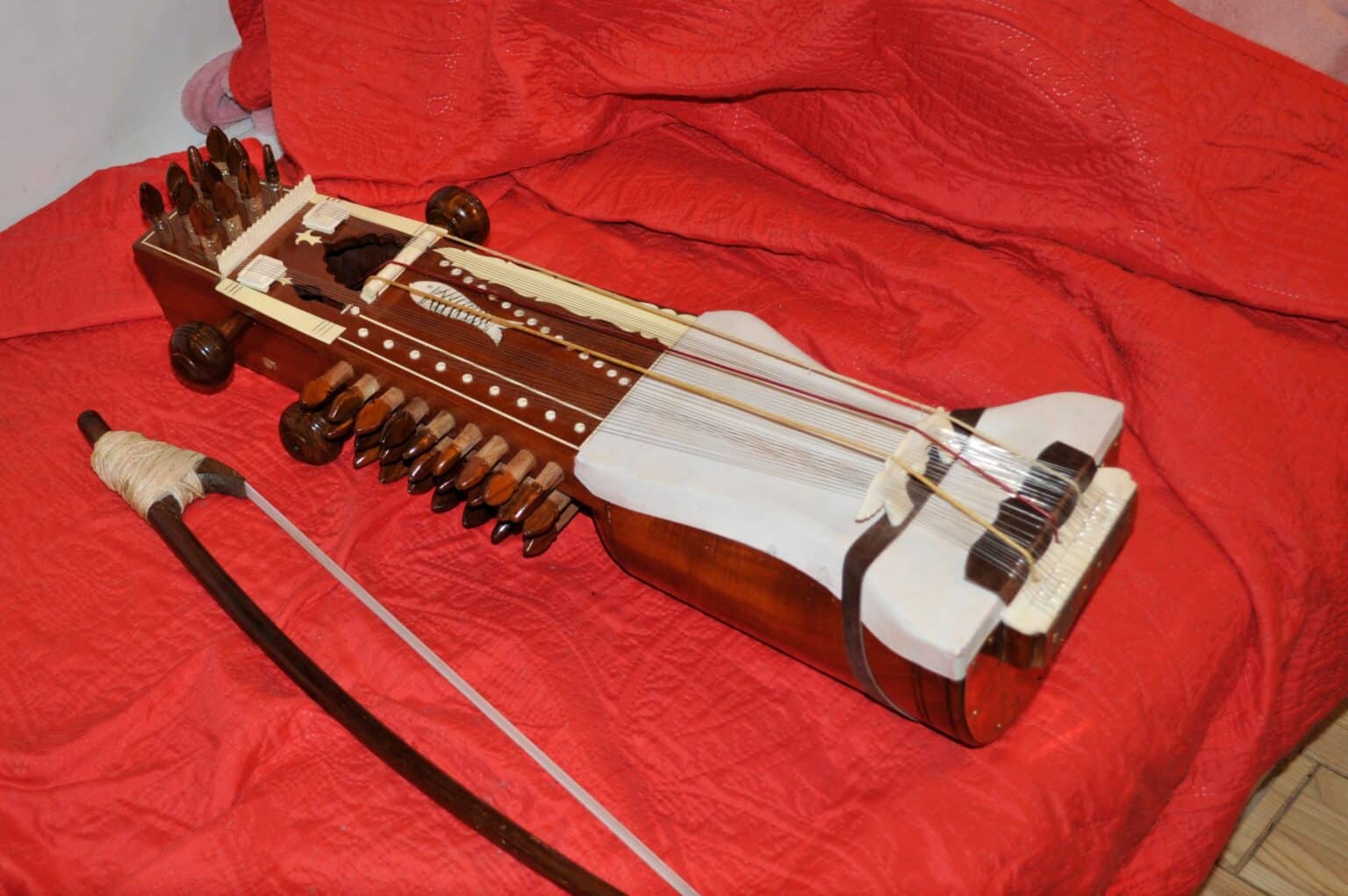 13 Unique Indian Instruments You Should Know - Play The Tunes